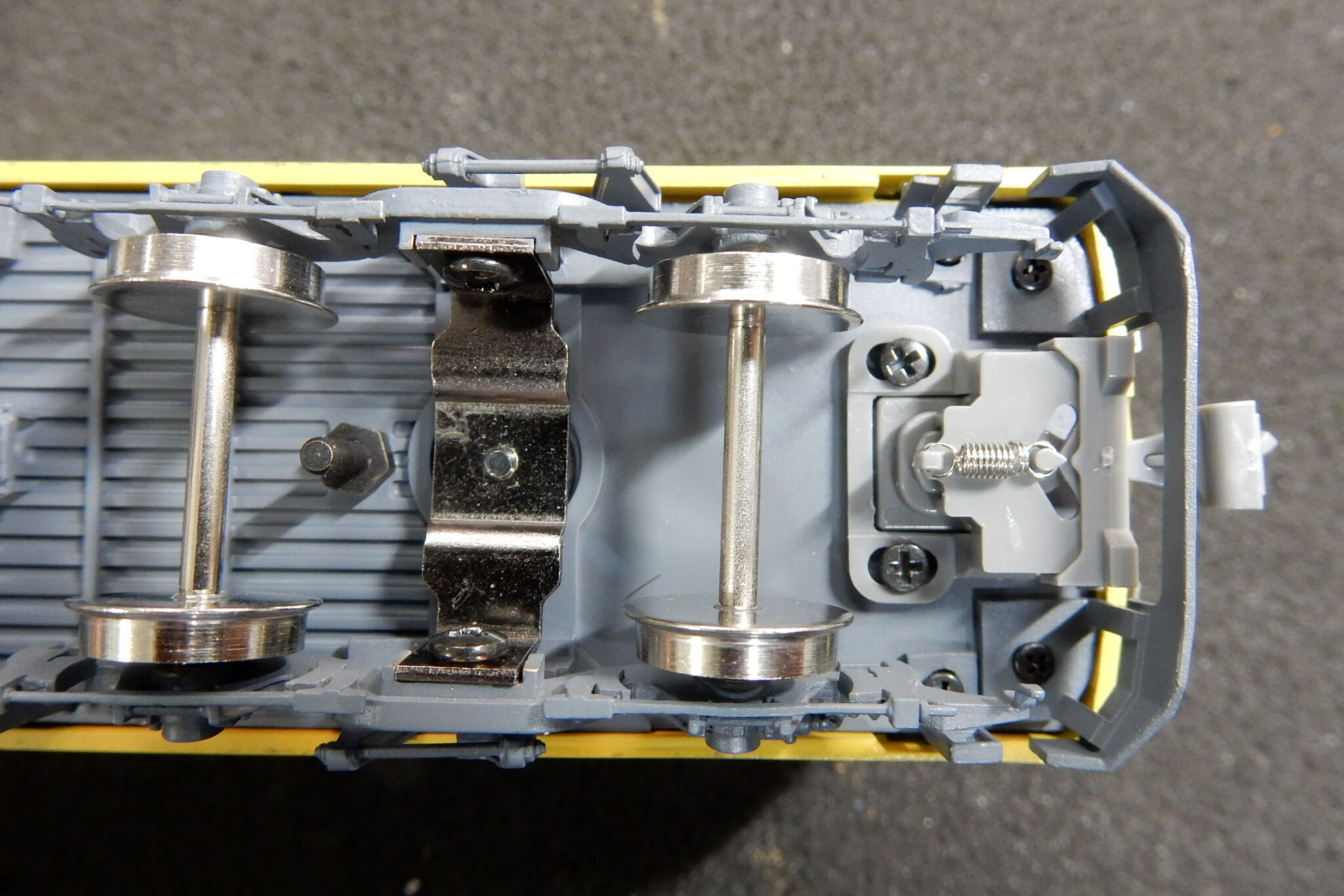 西武鉄道 101系 初期車 | TECHNOLOGY | U-TRAINS